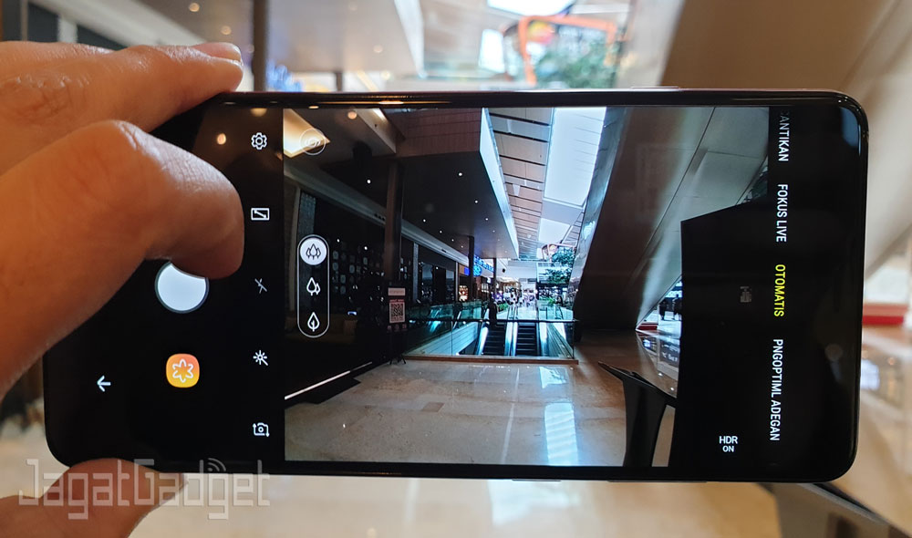 Smartphone “4 Kamera Pertama di Dunia” Resmi Meluncur di Tanah Air, Ini ...