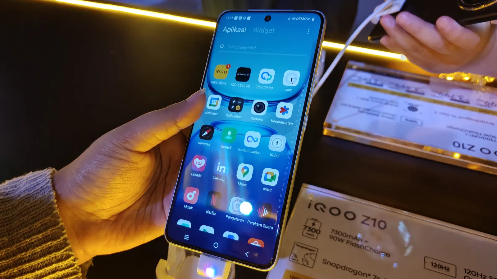 iQOO Z10 Resmi Hadir di Indonesia, Harga Mulai Rp3 Jutaan • Jagat Gadget